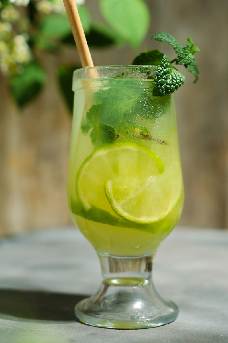17 Refreshing Green Cocktail Ideas | Mummy Time